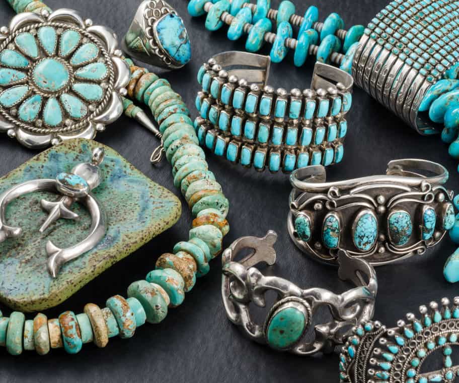 49 Turquoise Quotes About the Beautiful Color